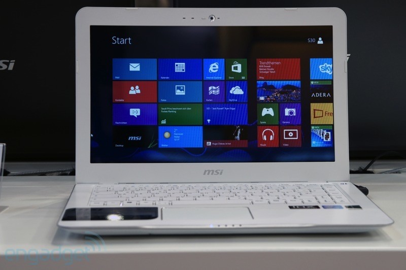 MSI ra mắt laptop tầm trung S30