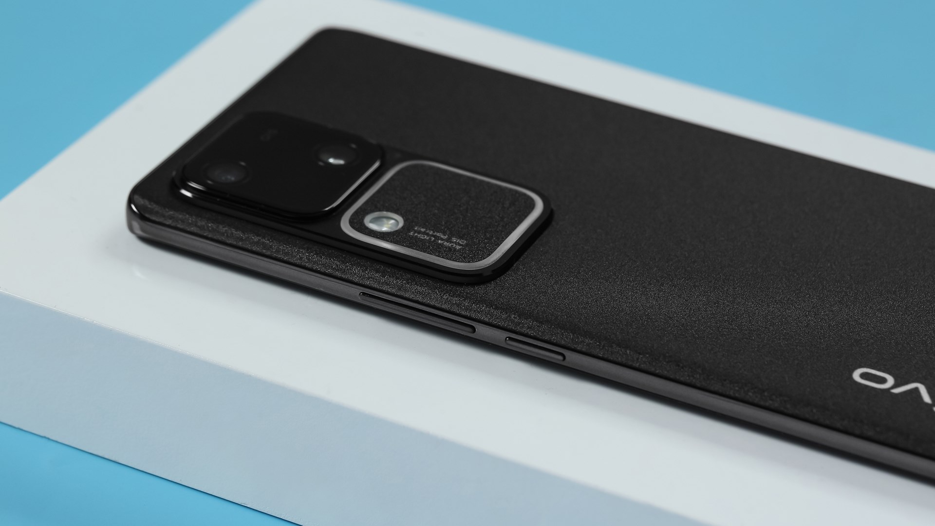 vivo V30e 12GB chính hãng, giá siêu hời chỉ 30K - Đăng ký nhận thông tin