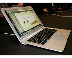 Laptop đẹp và cá tính