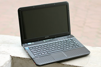 Đánh giá Sony Vaio E 2011