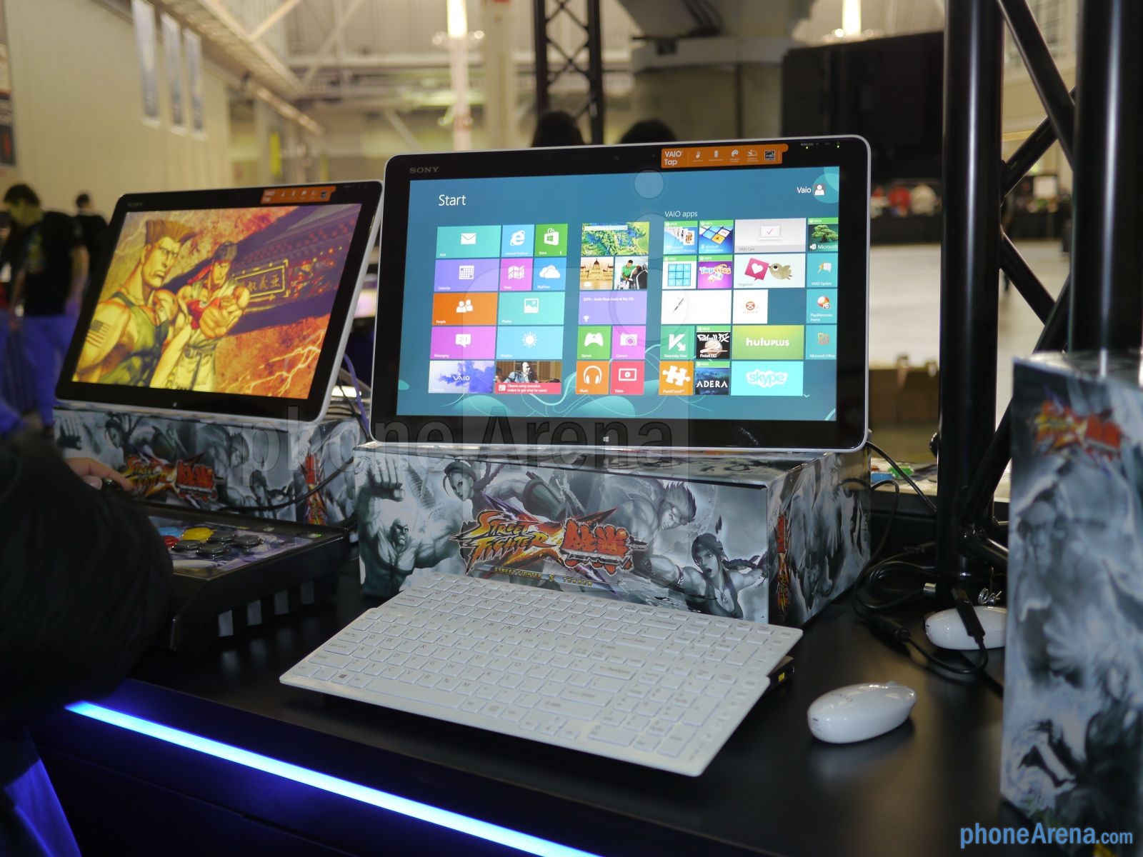 Sony VAIO Tap 20 Mobile Desktop – Tablet cỡ “bự” 20 inch tiện dụng