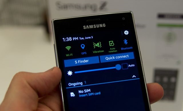 Trên tay và đánh giá nhanh Samsung Z chạy Tizen OS
