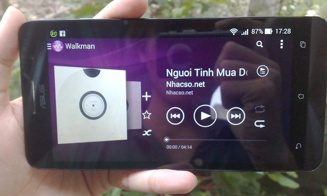 Trải nghiệm Sony Walkman phiên bản mới trên máy Android khác