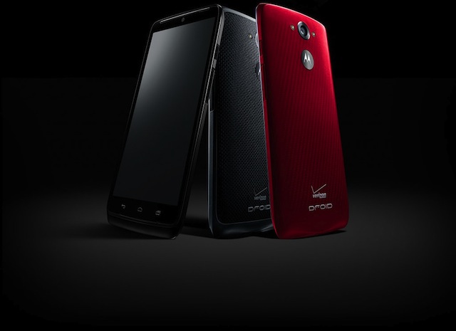 Droid Turbo tiếp tục khoe thiết kế qua loạt ảnh báo chí sắc