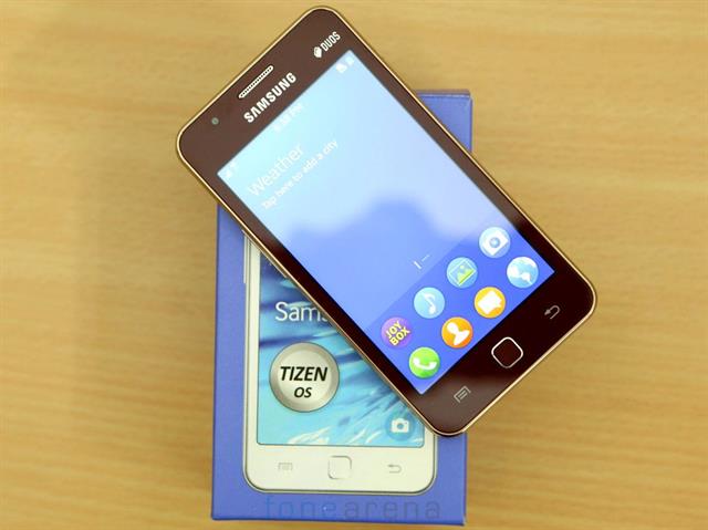 Đập hộp Samsung Z1, smartphone đầu tiên trên thế giới chạy T