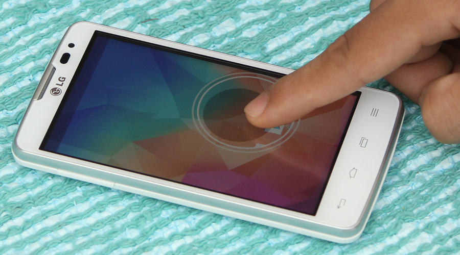 Smartphone LG L60 giá rẻ nay còn rẻ hơn nhiều nữa