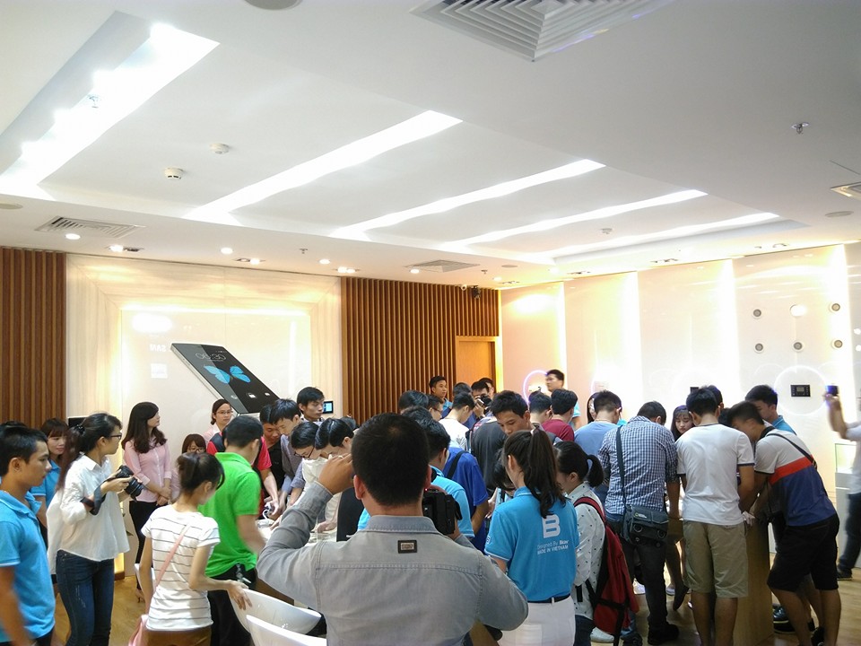 Showroom Bphone chính thức mở cửa