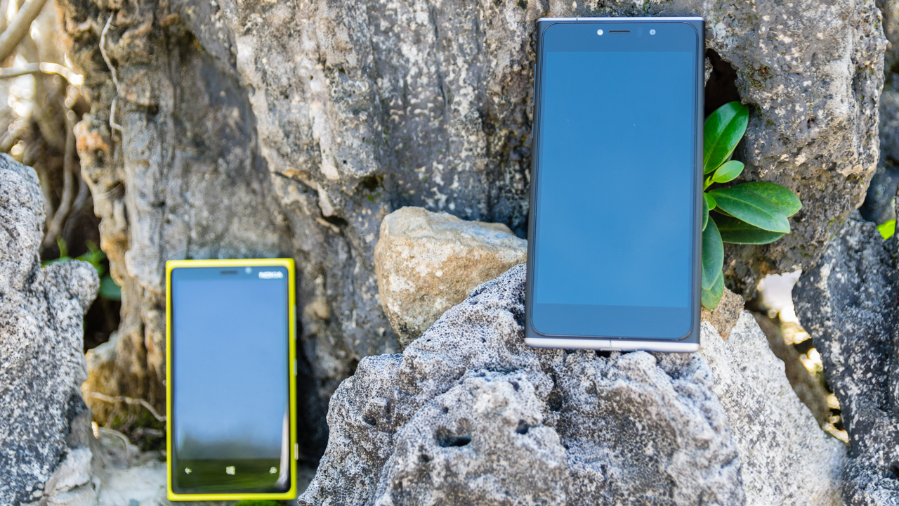 Mở hộp Obi SF1, smartphone sở hữu thiết kế độc lạ, RAM 3GB