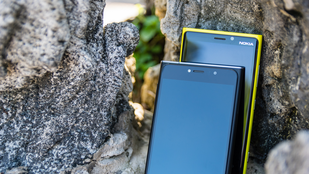 Mở hộp Obi SF1, smartphone sở hữu thiết kế độc lạ, RAM 3GB