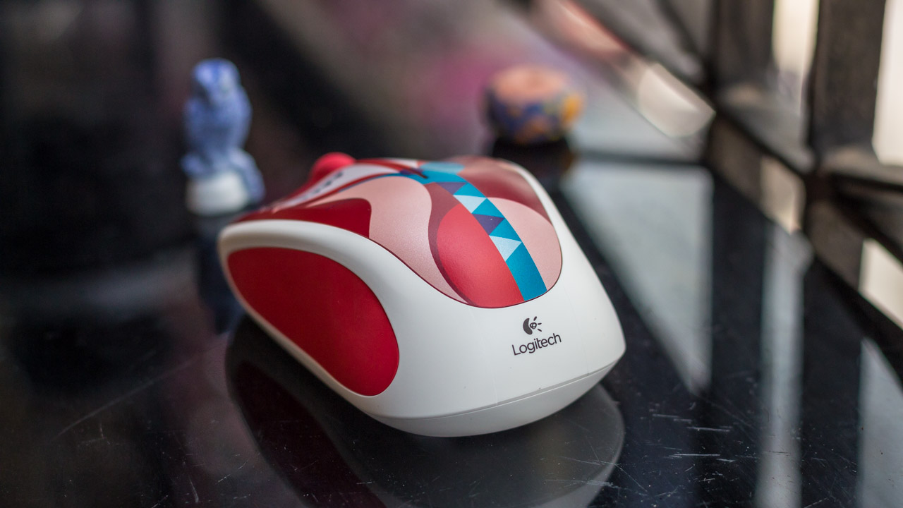 Mở hộp chuột Logitech M238: Nhỏ gọn, nhiều màu sắc lựa chọn