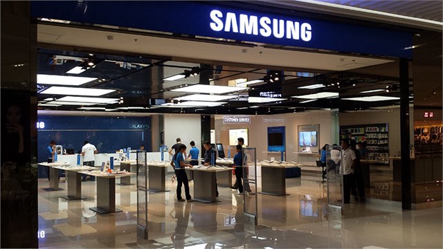 Samsung "cưa sừng làm nghé"