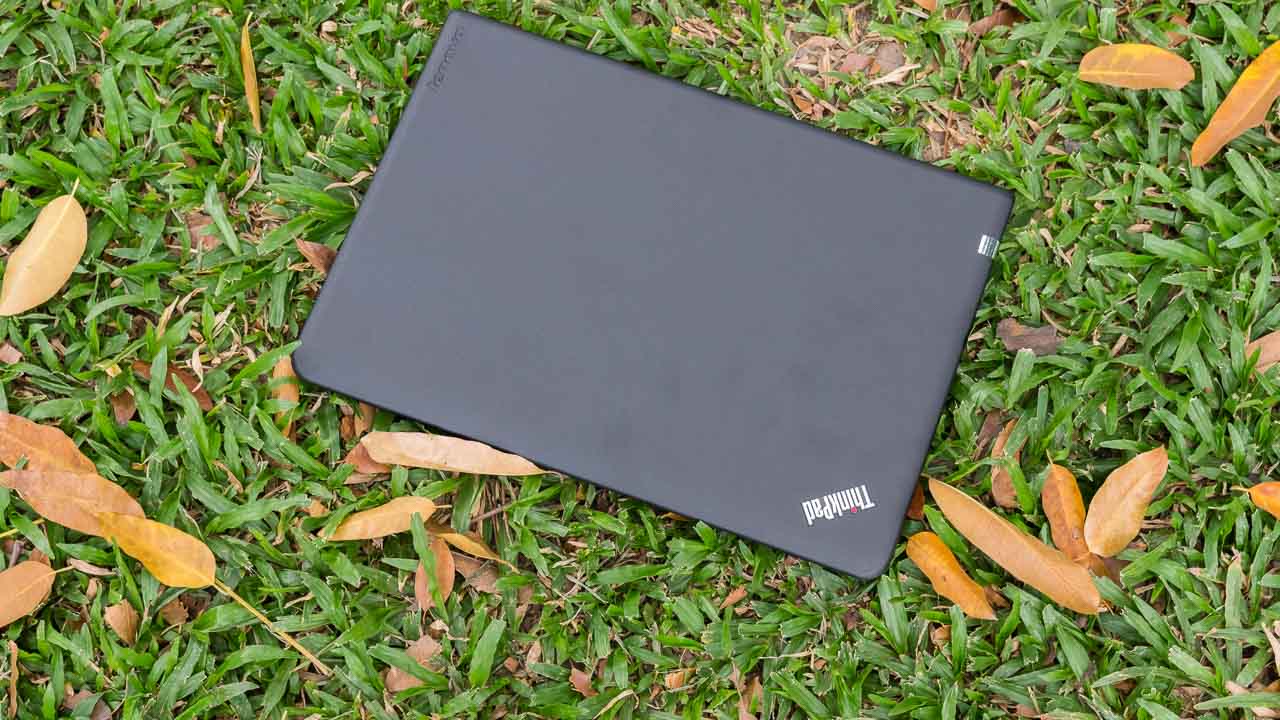 Mở hộp Lenovo Thinkpad E640: laptop doanh nhân giá tốt