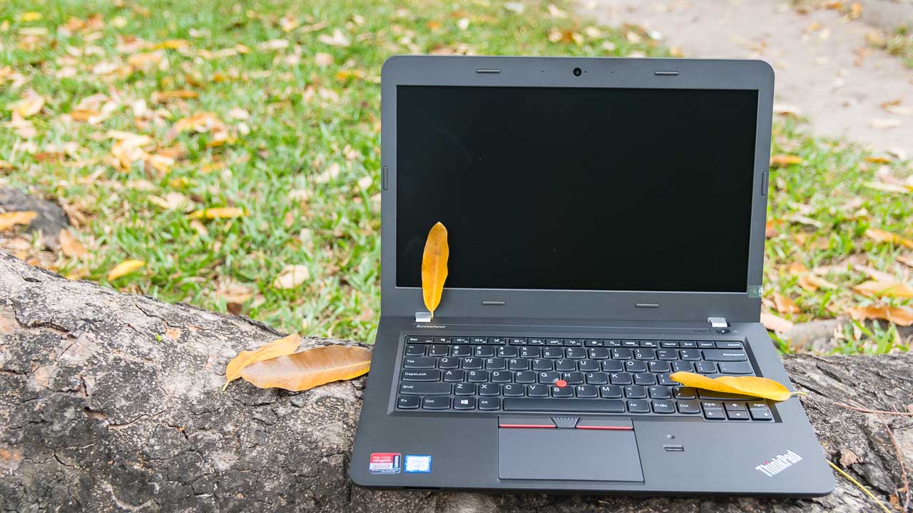 Mở hộp Lenovo Thinkpad E640: laptop doanh nhân giá tốt