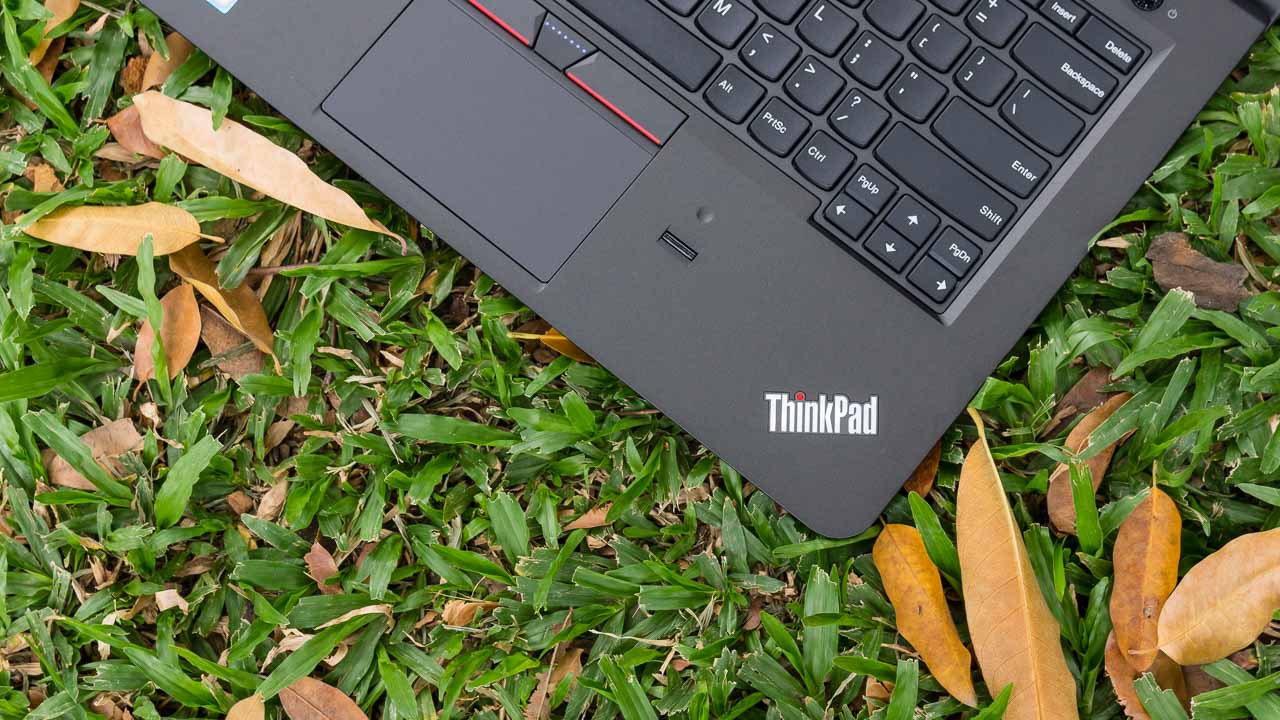 Mở hộp Lenovo Thinkpad E640: laptop doanh nhân giá tốt