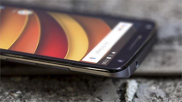 Rò rỉ hình ảnh DROID Turbo 3 và Moto X 2016