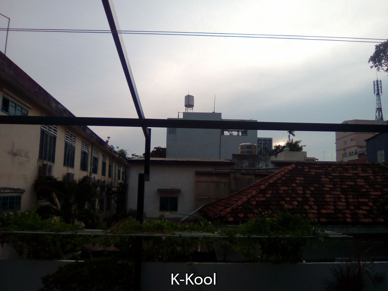 Cùng Android 6 nên chọn Mobiistar Lai Zoro 2 hay Wiko K-Kool