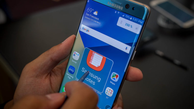 So sánh Galaxy Note 7 và S7 Edge: Giống ở cấu hình không đổi