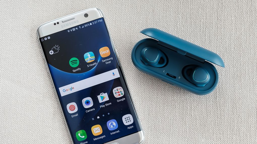 Đánh giá nhanh tai nghe không dây Samsung Gear IconX