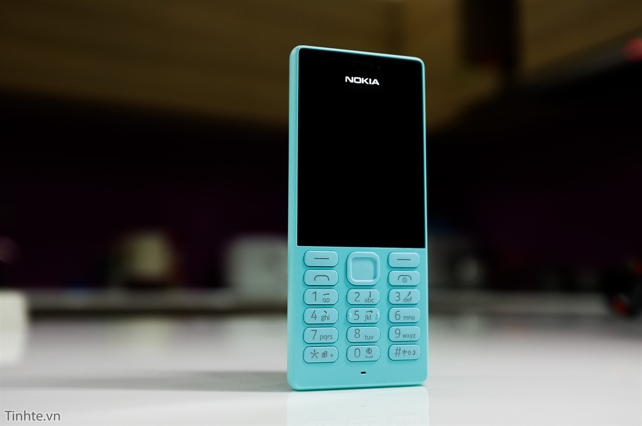Trên tay Nokia 216: 2 SIM, 2 camera, 2 đèn flash