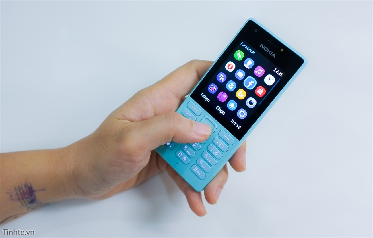 Trên tay Nokia 216: 2 SIM, 2 camera, 2 đèn flash