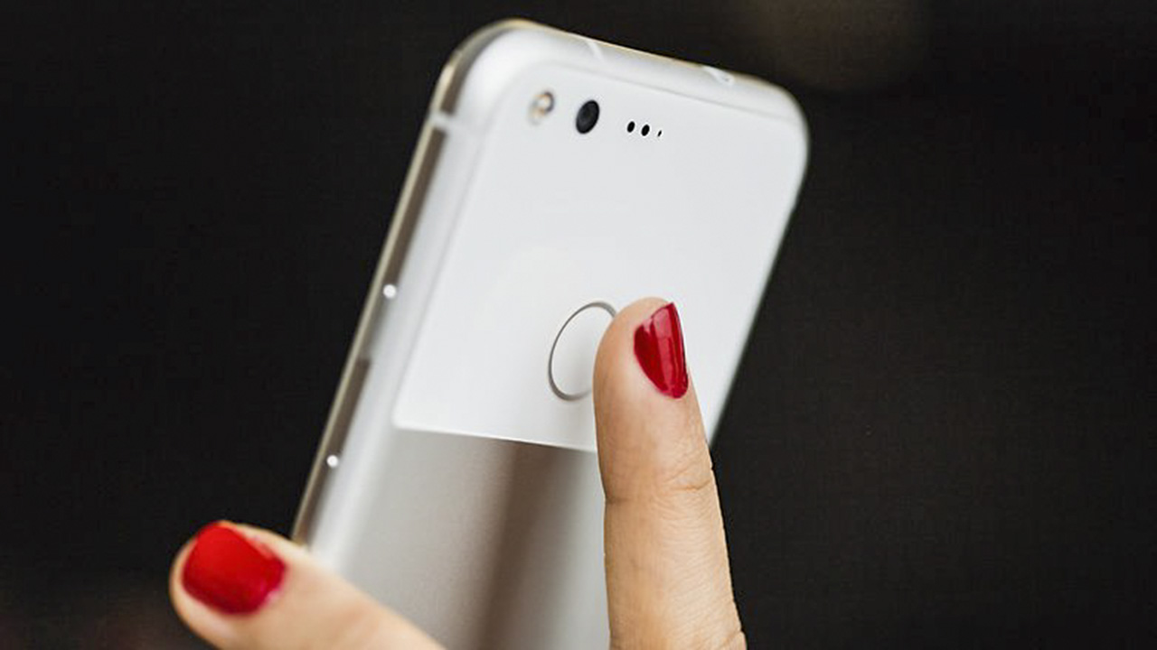 So sánh OnePlus 3T và Pixel XL: Giá mắc liệu có tốt hơn?