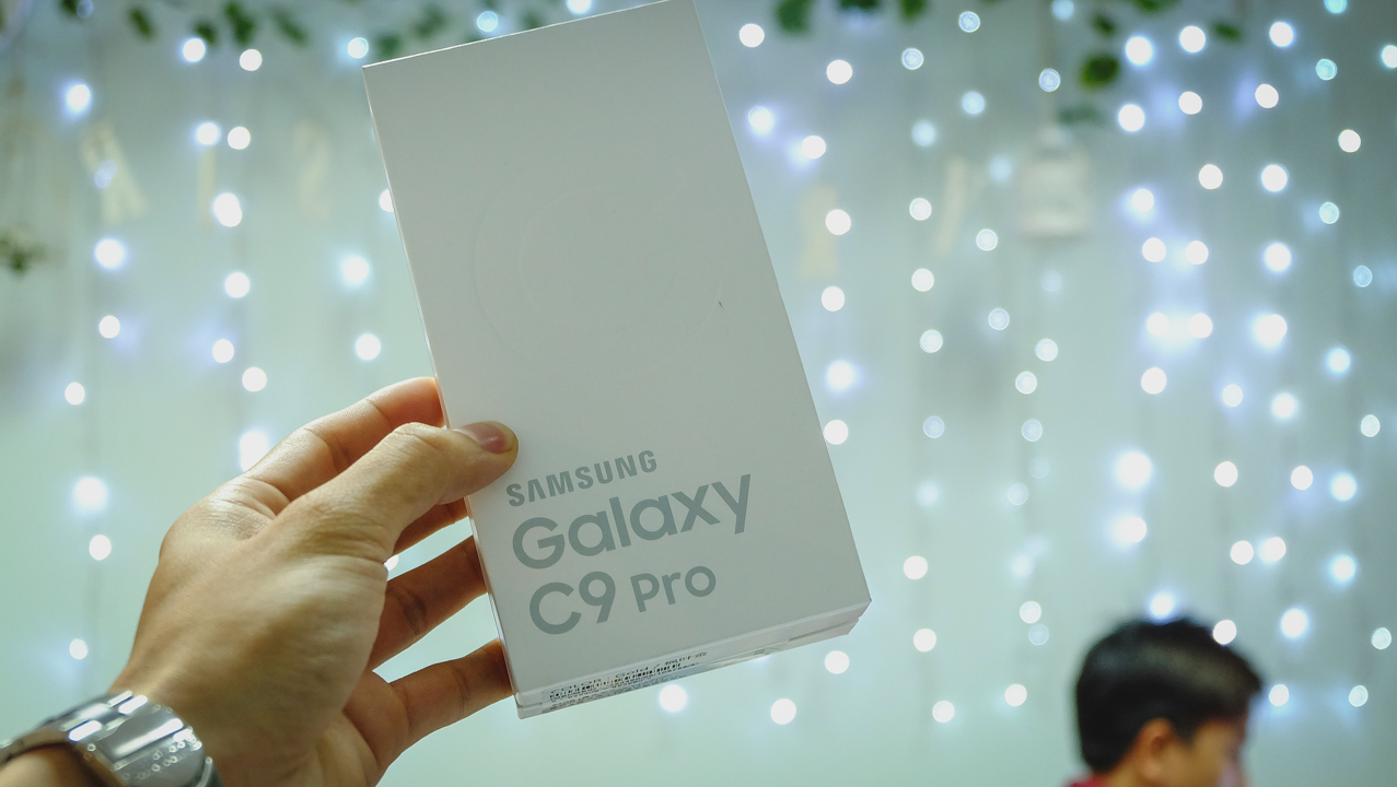 Trên tay Galaxy C9 Pro tại Việt Nam: Thiết kế mới, RAM 6 GB