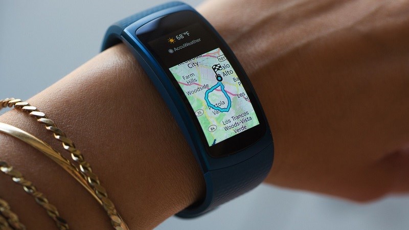 Vòng đeo tay Gear Fit Pro xuất hiện