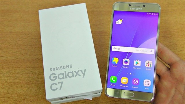 Galaxy C7 2017 camera kép, camera trước 16MP lộ thông tin