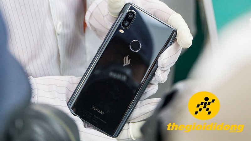 Bàn trải nghiệm điện thoại Vsmart đã sẵn sàng tại TGDĐ, 14/12 ra mắt