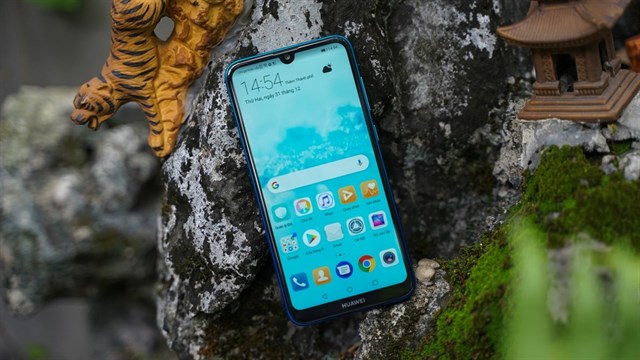 Trên tay Huawei Y7 Pro (2019): Màn to, giá rẻ, pin trâu, chip "rồng"