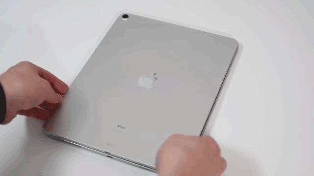 Đây là iPad Pro 2020 với bộ 3 camera sau giống iPhone 11 Pro