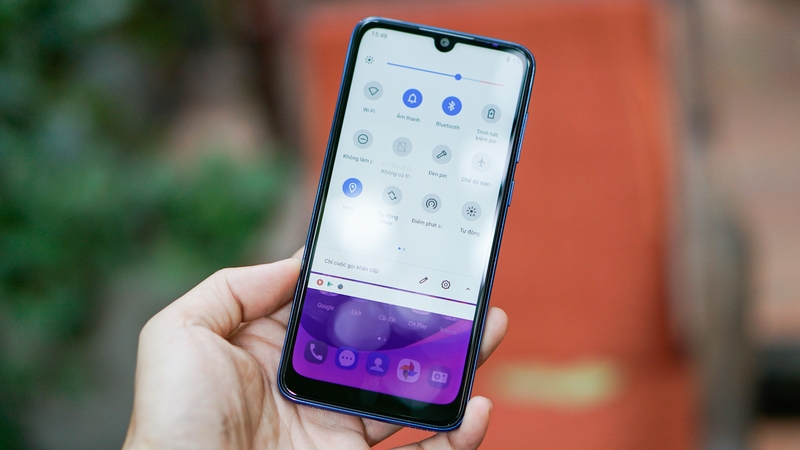 Trên tay Vsmart Star 3: Ngon so với giá tiền, quà tặng cho phụ huynh