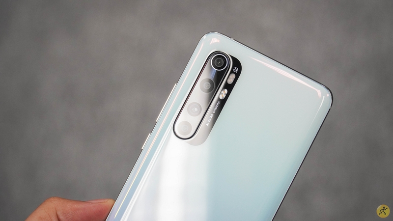 Trên tay Mi Note 10 Lite: Không bị cắt giảm nhiều với giá hấp dẫn hơn