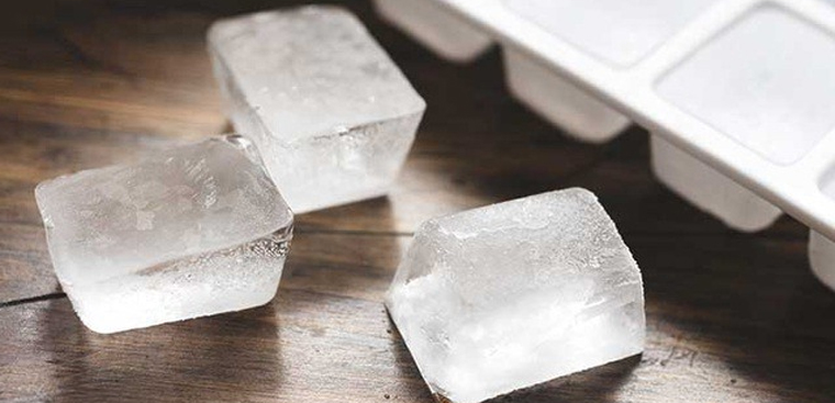 Review những tác dụng của đá lạnh mà bạn không ngờ tới