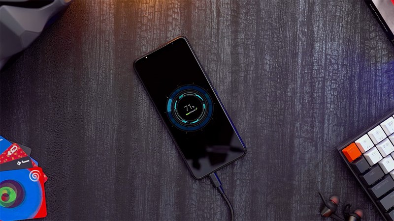 ROG Phone 5S có gì mới: Cấu hình khủng long, dung lượng RAM lớn