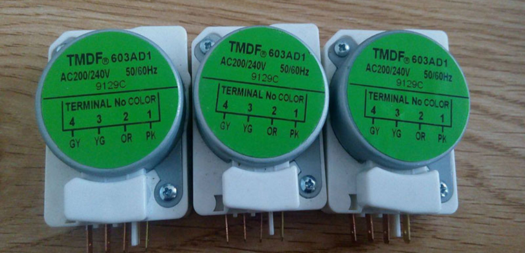 Review timer xả đá tủ lạnh là gì? Cấu tạo, chức năng và nguyên lý hoạt động