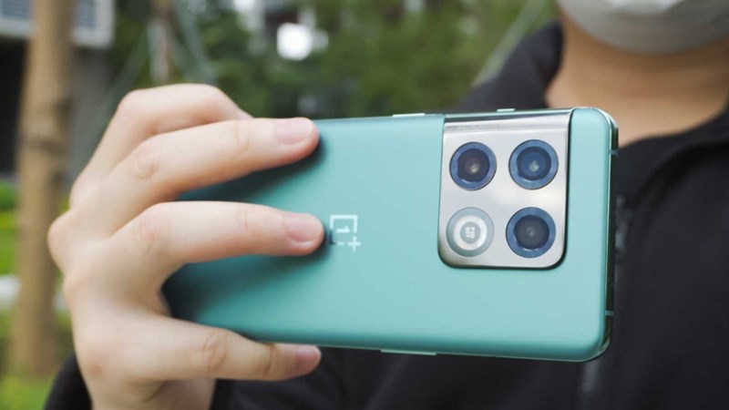 OnePlus 10 Pro Plus sẽ có cụm camera cải tiến cùng ống kính tiềm vọng