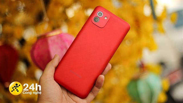 24h sử dụng pin Galaxy A03 thoải mái học online, chơi game, lướt face