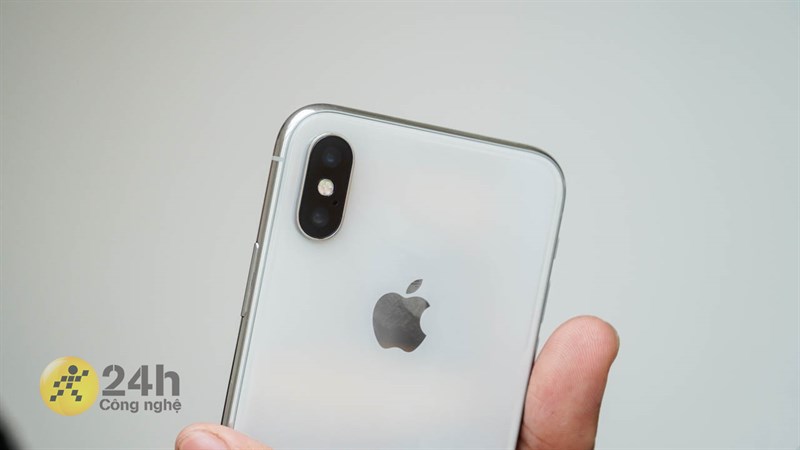 Đánh giá iPhone X sau gần 5 năm: Một tượng đài khó thay thế!