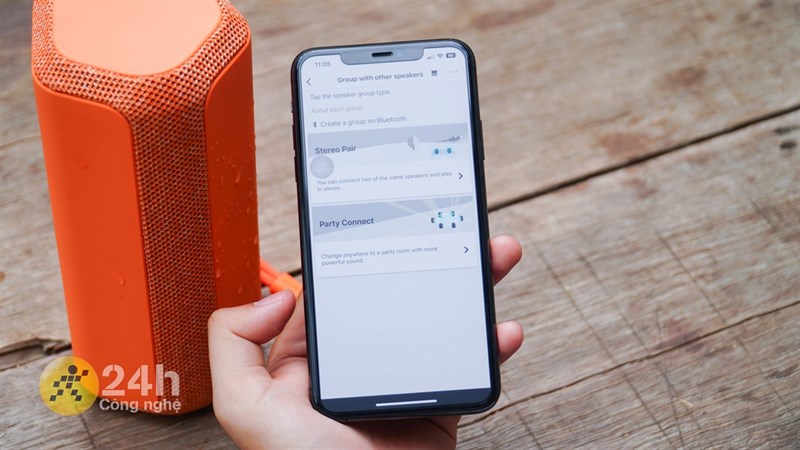 Trên tay loa Sony SRS-XE200: Ngoại hình nhỏ gọn, chất âm hay, pin lâu