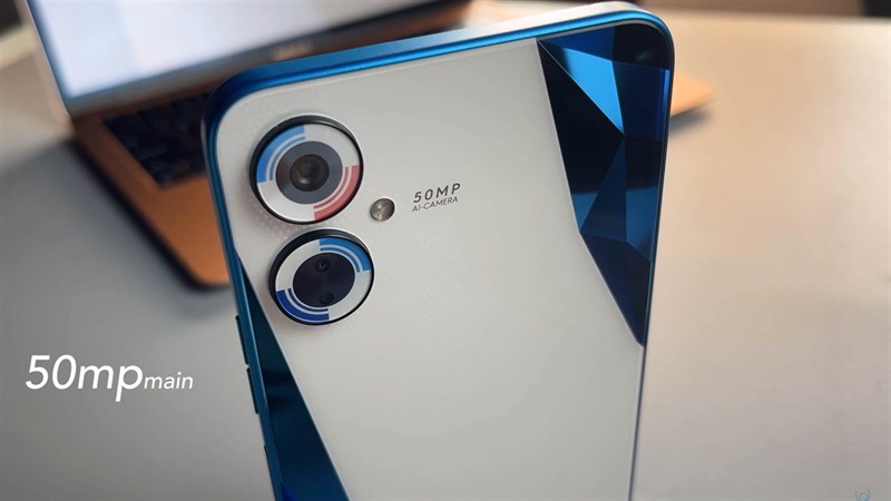 Trên tay Tecno Spark 9 Pro Sport Edition: Thiết kế lạ, cấu hình ngon