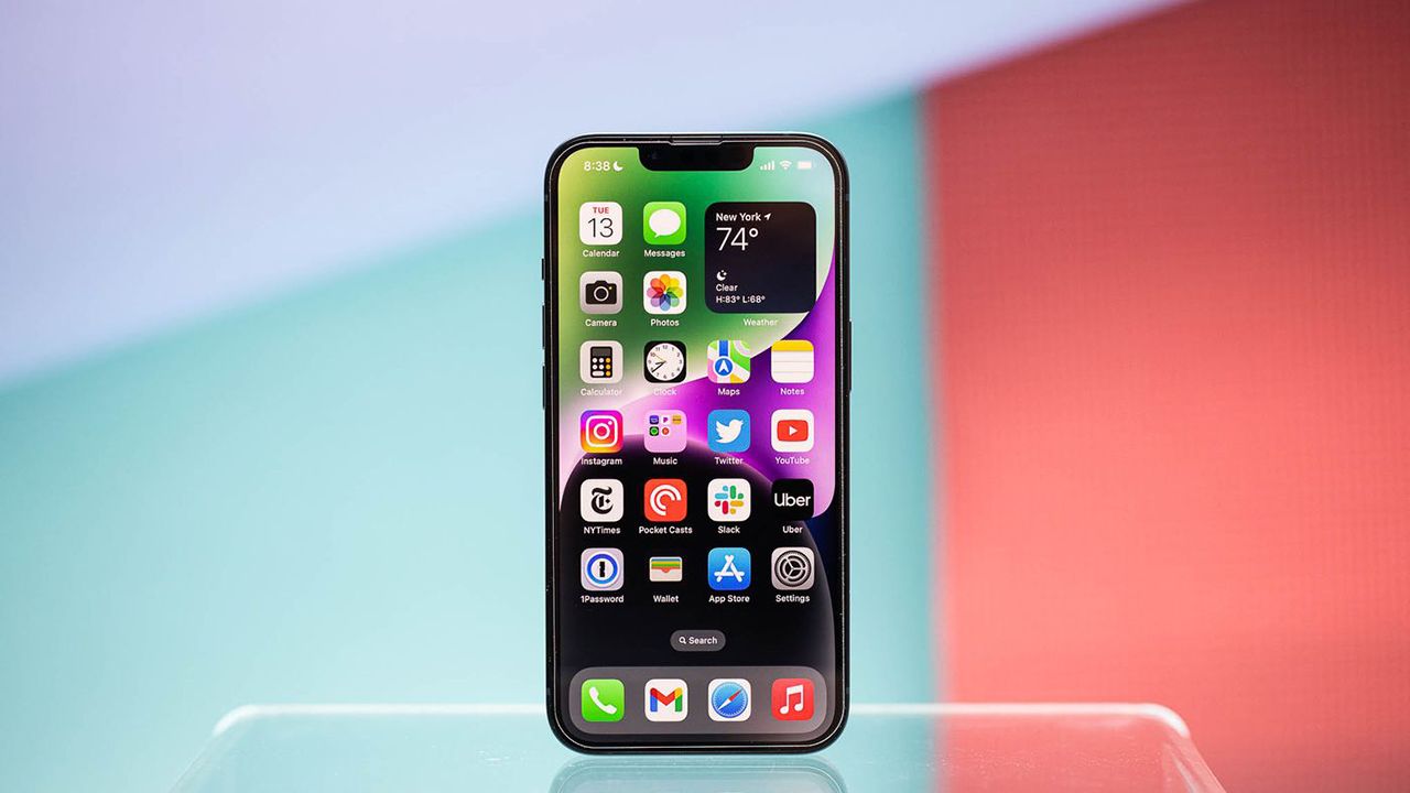 Thiết kế iPhone 14: Màn hình 6.1 inch, kính Ceramic Shield, 6 màu,...