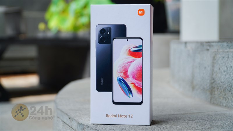 Trên tay Redmi Note 12: Thiết kế đẹp, Snap 685, màn hình 120 Hz