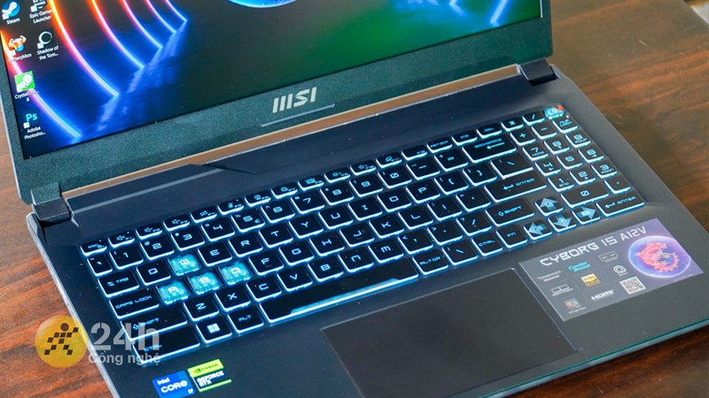Đánh giá MSI Cyborg 15 A12VE: Intel Core i7 Gen 12th, RTX 4050 mạnh mẽ