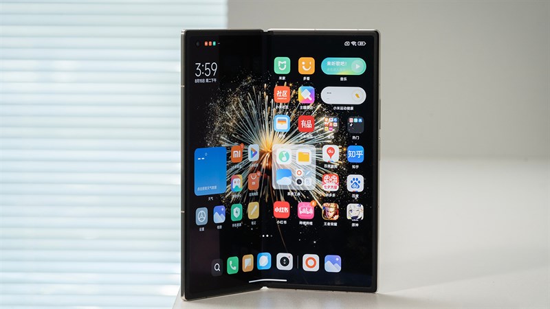 Xiaomi MIX Fold 5 có gì mới: Chip Snap 8 Gen 4, màn hình 144 Hz?