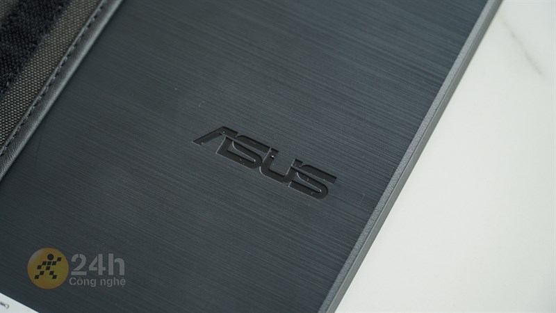 Trên tay ASUS ZenScreen MB166C: Màn hình di động tiện dụng, có USB-C