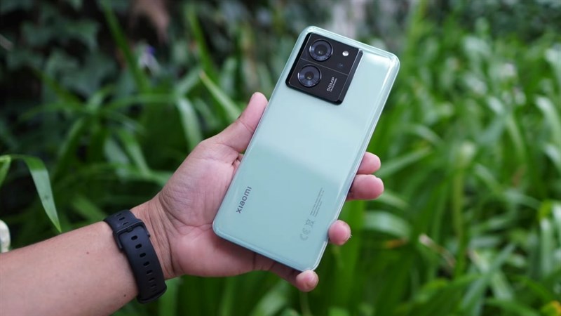 Xiaomi 13T lộ ảnh mở hộp thực tế, có đo nhịp tim cùng cấu hình xịn