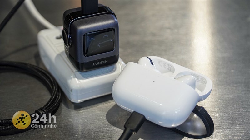 Trên tay Ugreen Nexode RG 30 W: Thiết kế độc đáo, hỗ trợ công nghệ GaN