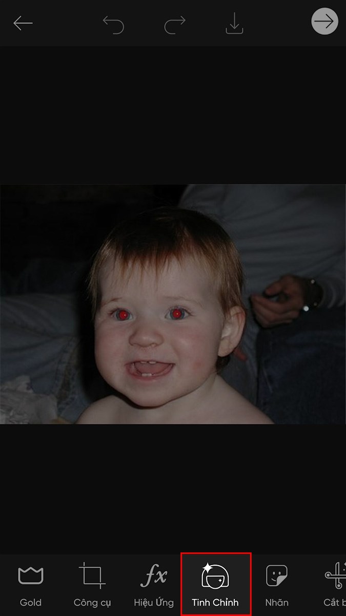 Cách chỉnh mắt đỏ, đổi màu mắt bằng PicsArt nhanh, đơn giản