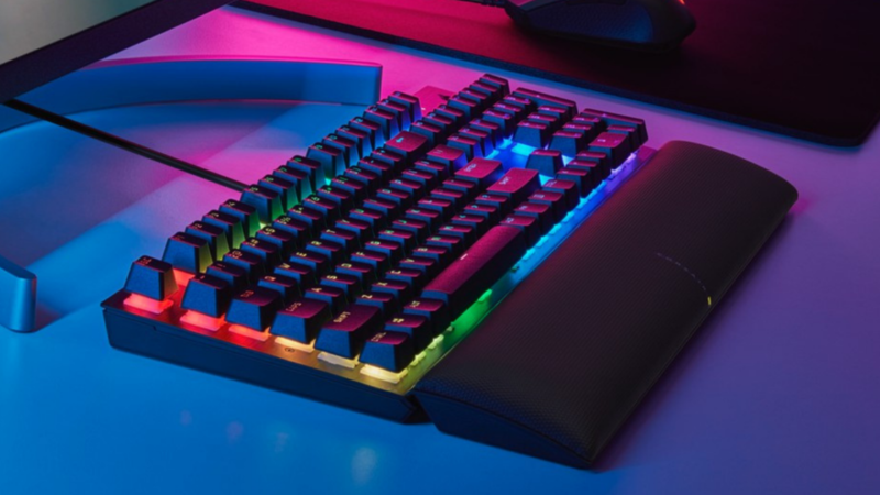 Bàn phím LED RGB là gì? Lưu ý khi chọn mua bàn phím gaming LED RGB